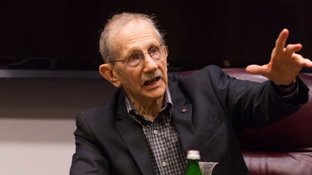 Anh sẽ không nói một lời khi không lời nào đã đủ’” – Philip Levine ...