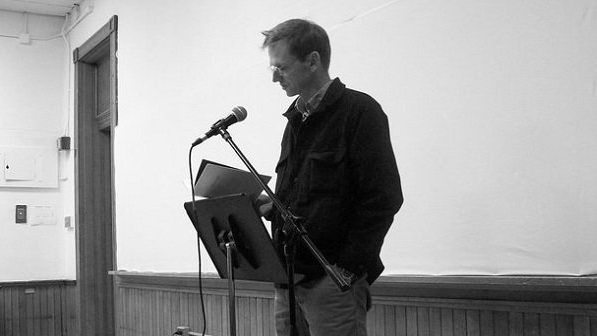 “Cái mũ sắt” – Michael Earl Craig | Nguyễn Huy Hoàng