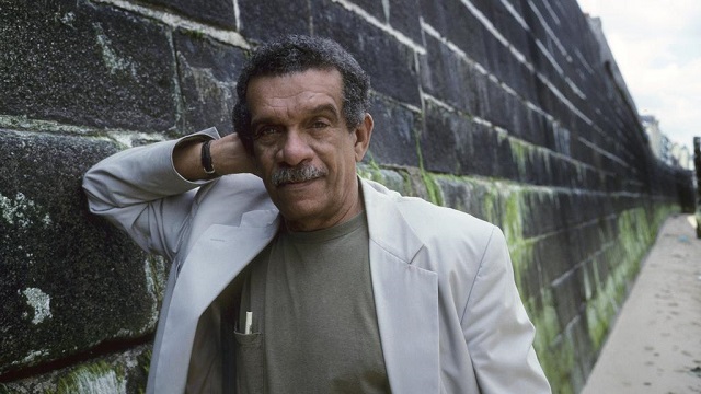 Trang giấy này là một đám mây]” – Derek Walcott | Nguyễn Huy Hoàng