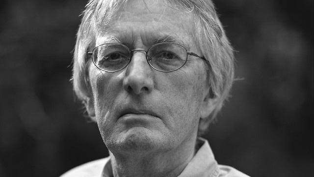 “Toát yếu” – Charles Wright | Nguyễn Huy Hoàng