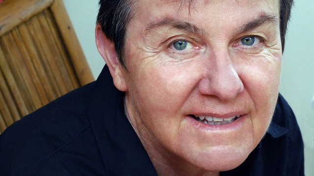 “Mất tượng trưng” – Kay Ryan | Nguyễn Huy Hoàng