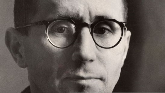 Nguyễn Huy Hoàng | "Và trái tim không chết khi người ta nghĩ nó phải chết"