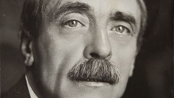 “Helen” – Paul Valéry | Nguyễn Huy Hoàng