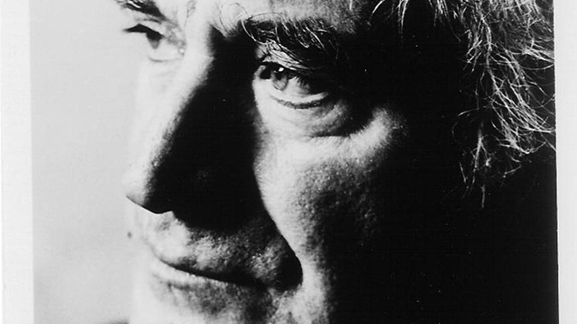 “Khúc ca về chính mình của Quạ” – Ted Hughes | Nguyễn Huy Hoàng